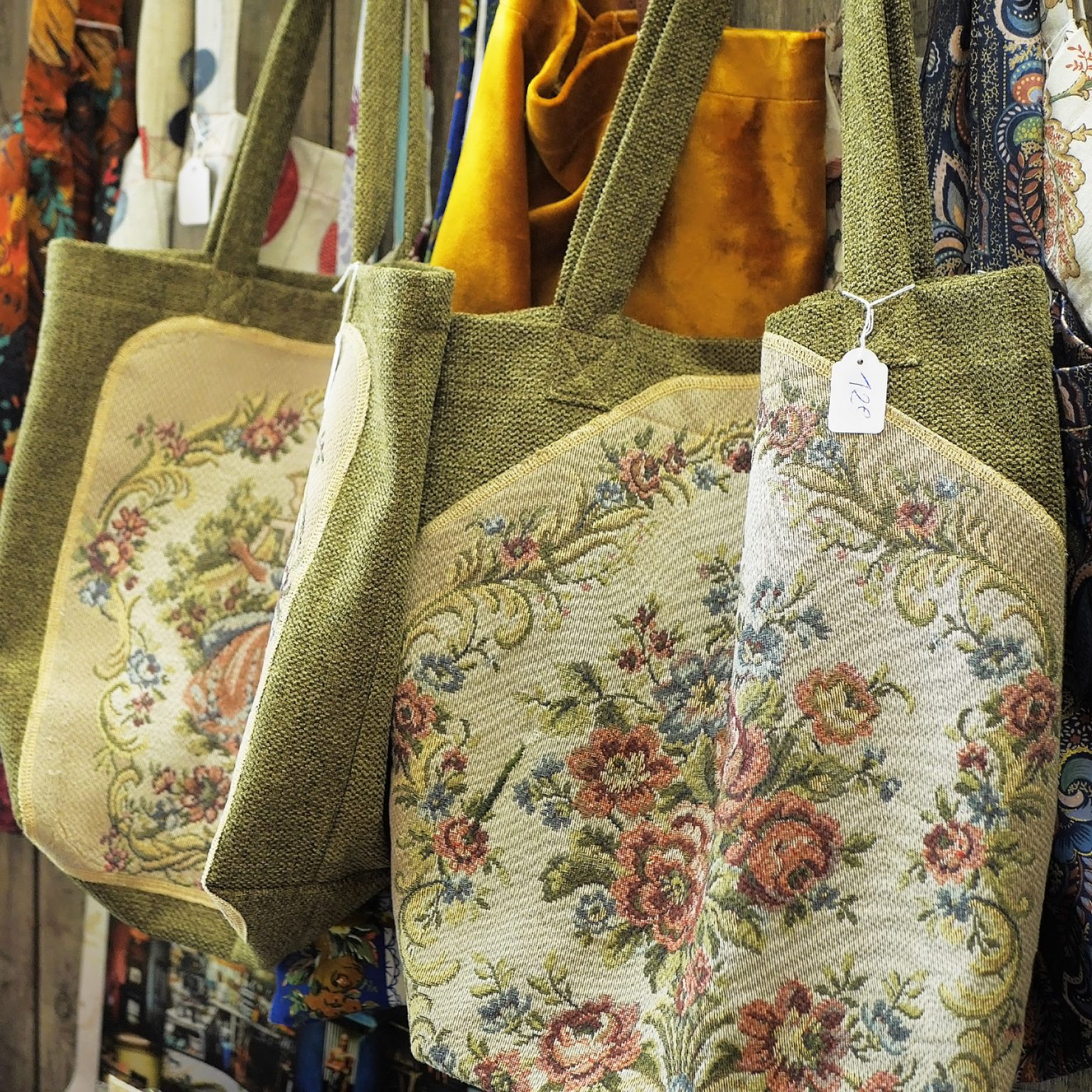 La brocante solidaire - Association Neptune